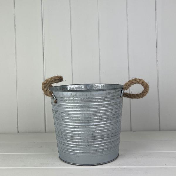 Ribbed Zinc Bucket with Hessian Ears TD27cm H22cm B19cm – Smiddy Furniture